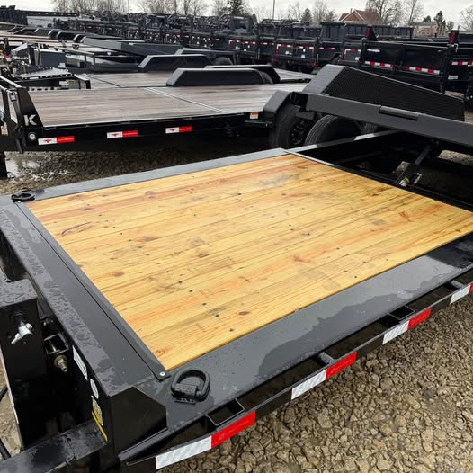 Load Trail 83 x 24 Split Tilt Equipment Trailer - SKU 374258 | Trailer ...